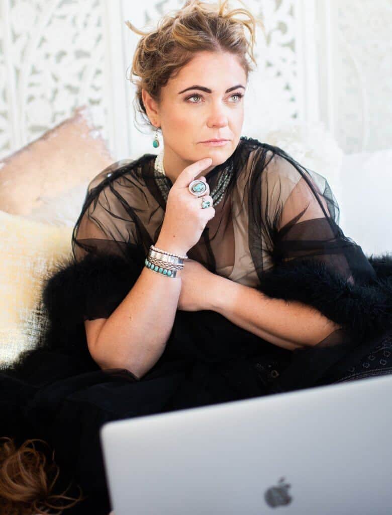 Convert Your Followers Into Customers With Anna Macfarlane | Alison J ...